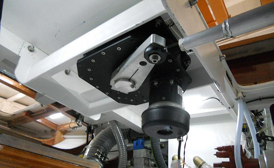 Jefa rudder & steering on the Tempus 90